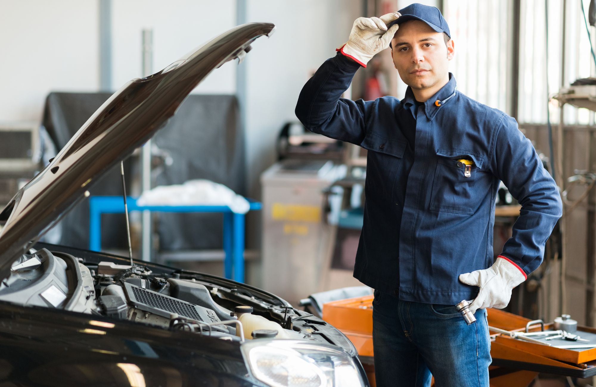 Auto Repair Shop Background Check: Reduce Hiring Risk - Sapphire Check
